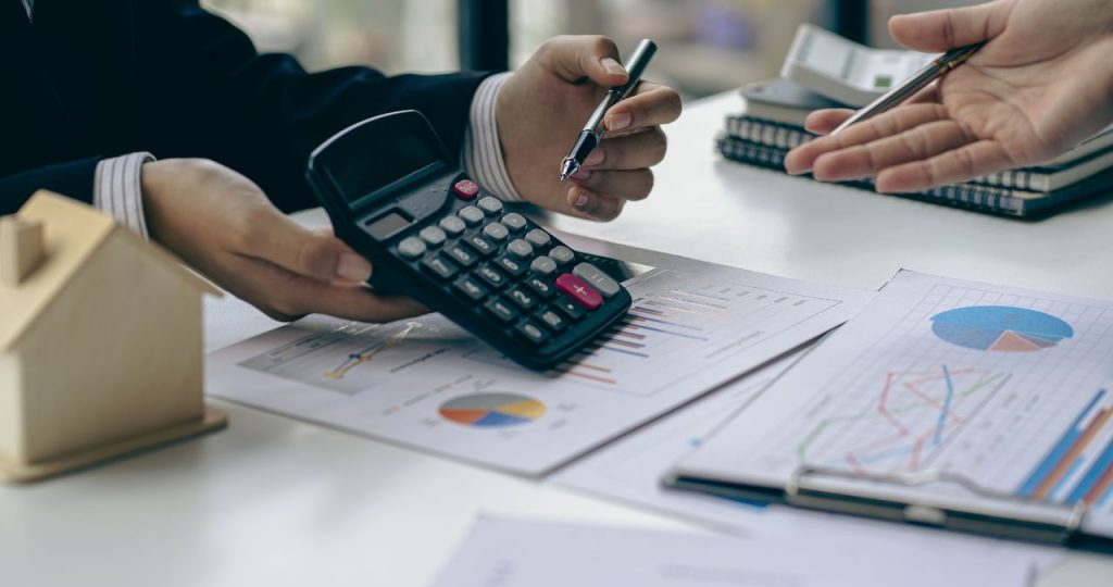 How to Negotiate Better Rates with LTL Carriers : Cannonball Express ...